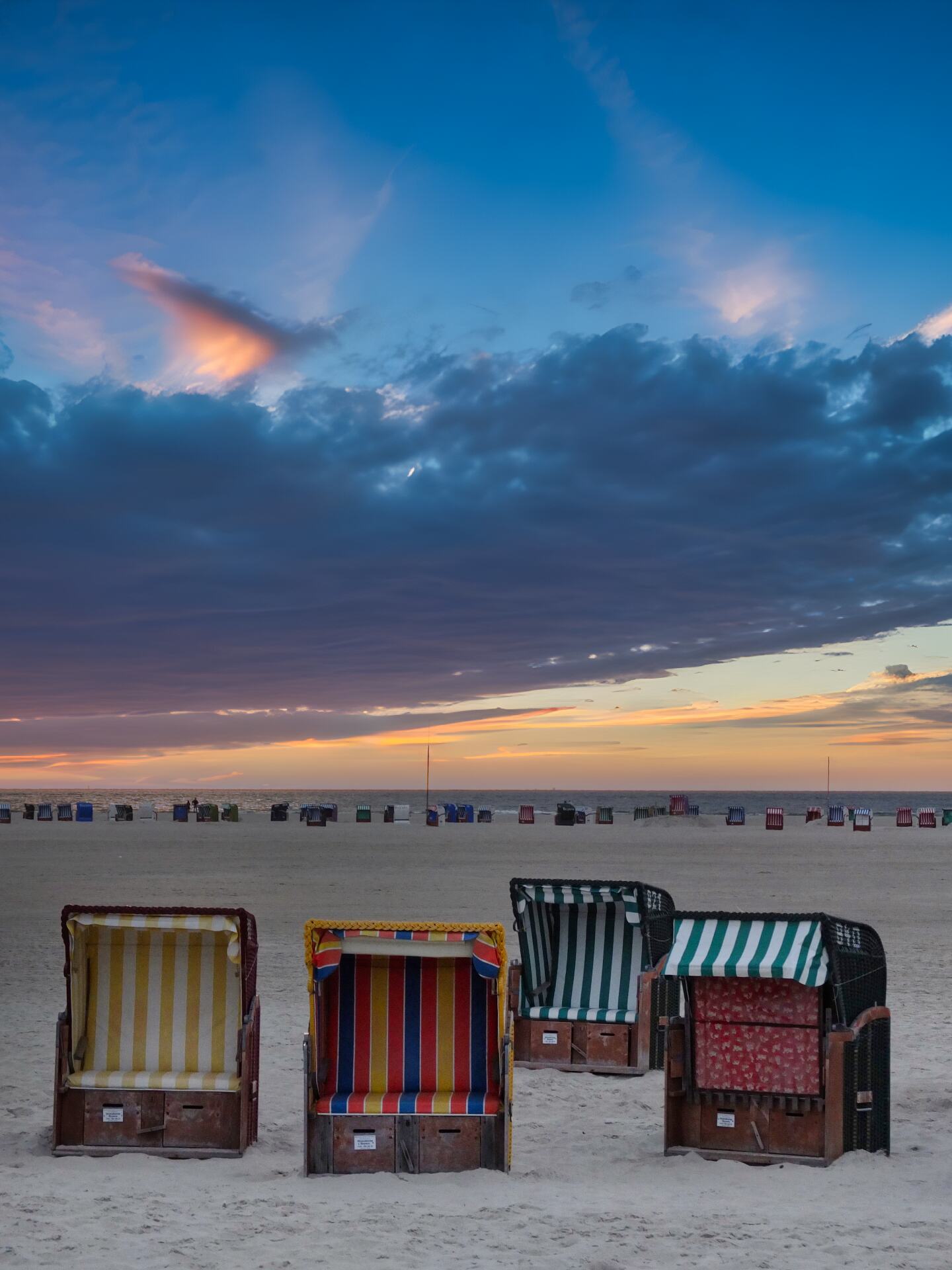 The TOP 15 North Sea Islands + Maps + Halligen + Danish